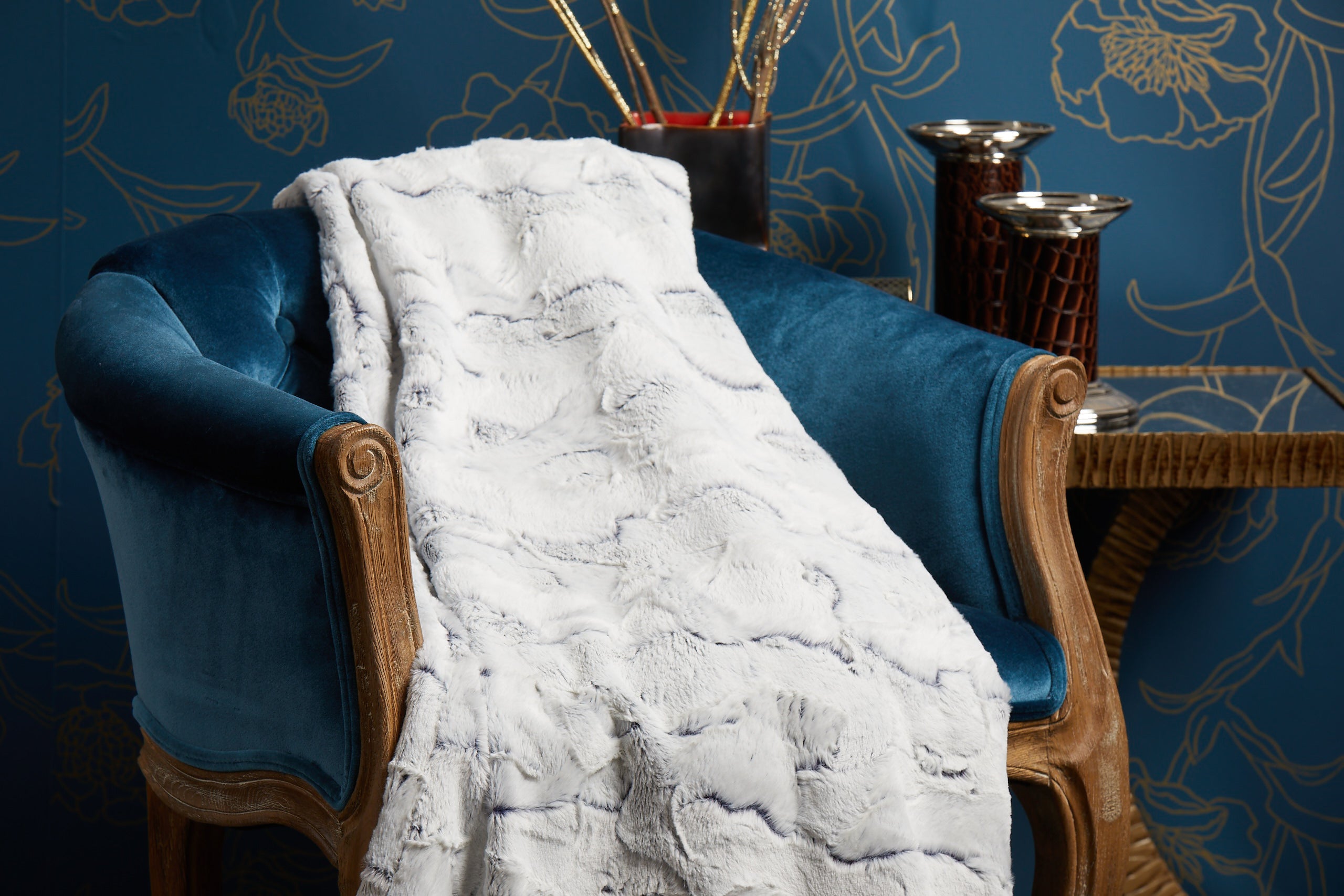 LUX SNUGGLE – Tourance